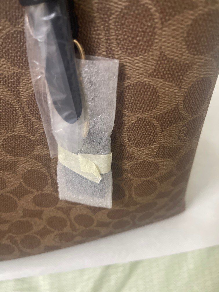 COACH MOLLIE TOTE IN SIGNATURE CANVAS, Luxury, Bags & Wallets on Carousell