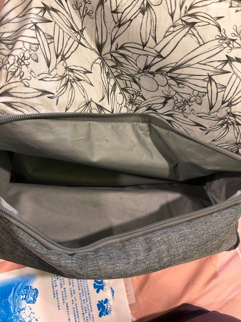 cooler diaper backpack-FREE ice pack, Babies & Kids, Nursing & Feeding ...