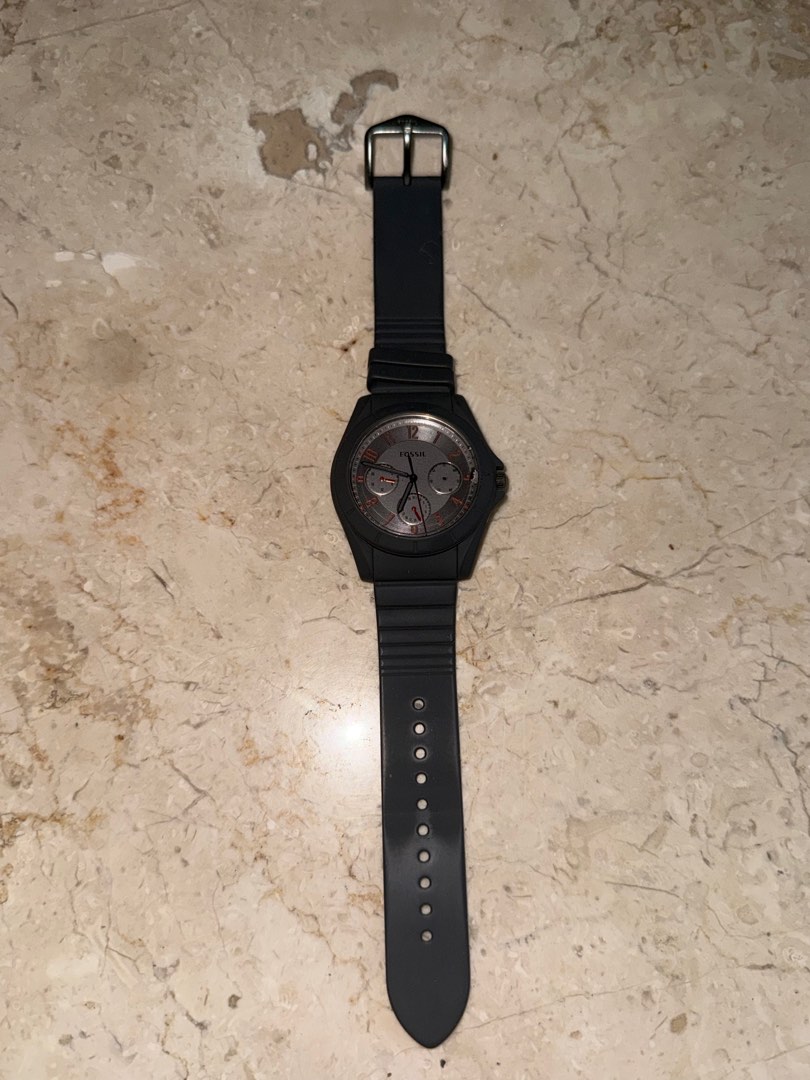 Fossil grey rubber strap watch, Men's Fashion, Watches & Accessories ...