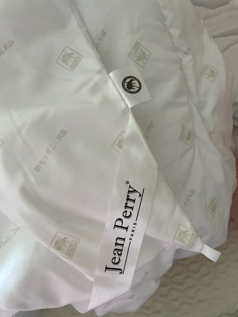 Jean Perry, Furniture & Home Living, Bedding & Towels on Carousell