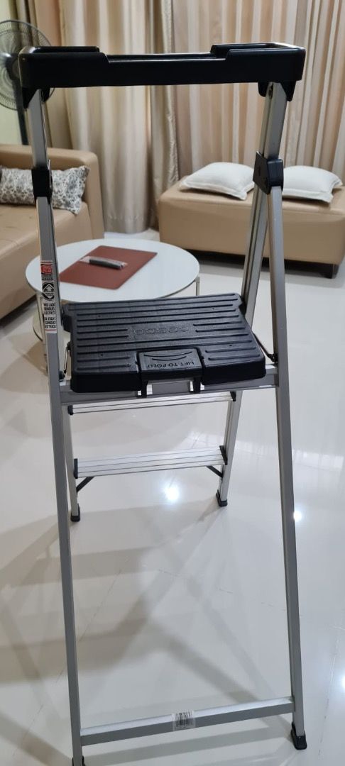 Ladder-COSCO (USA) 3 Steps Aluminum Ladder.Slip Resistant Platform.102 ...