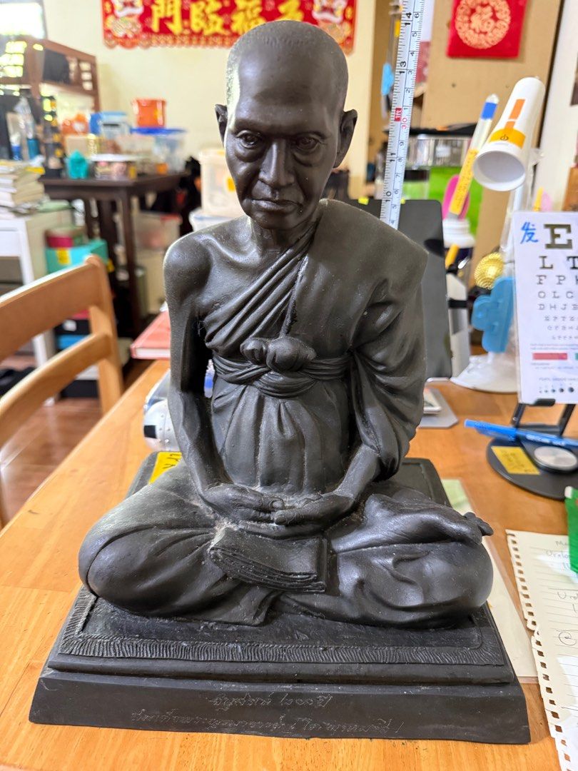 Lp Thuad Bucha statue (003), Hobbies & Toys, Memorabilia & Collectibles ...