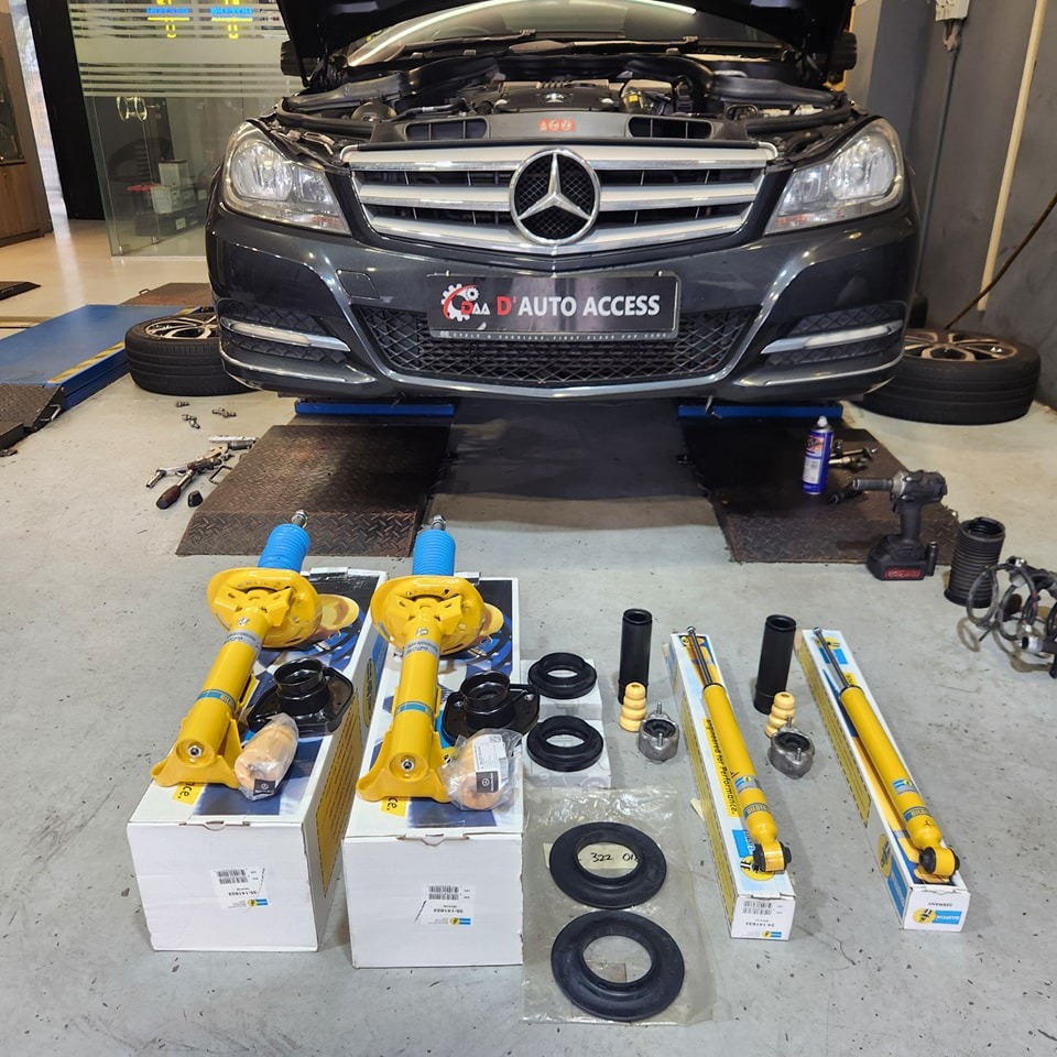 Mercedes W204 C180 Upgarded His Suspension System. Change Front, Rear ...