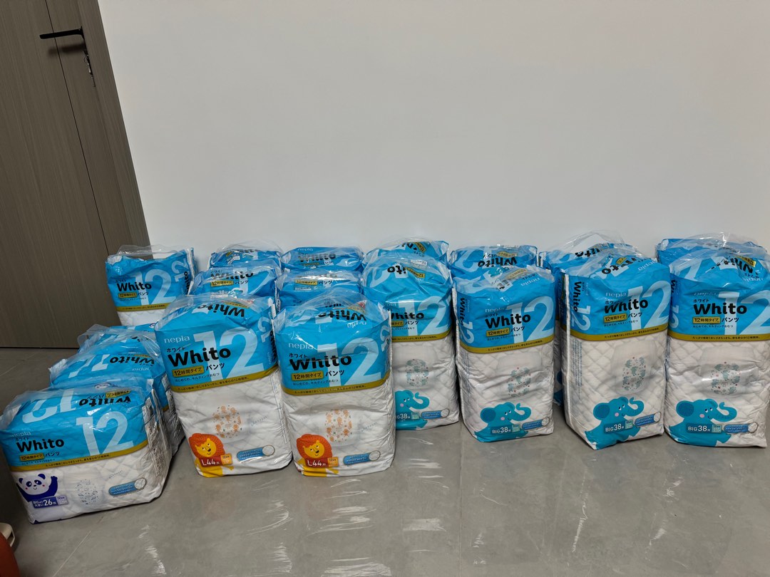 日本Nepia Whito 12 小時拉拉褲/尿片 ( 非Huggies/大王/Moony/Merries), 兒童＆孕婦用品, 洗澡及換尿片, 洗澡及換尿片 - 尿片及濕紙巾 - Carousell