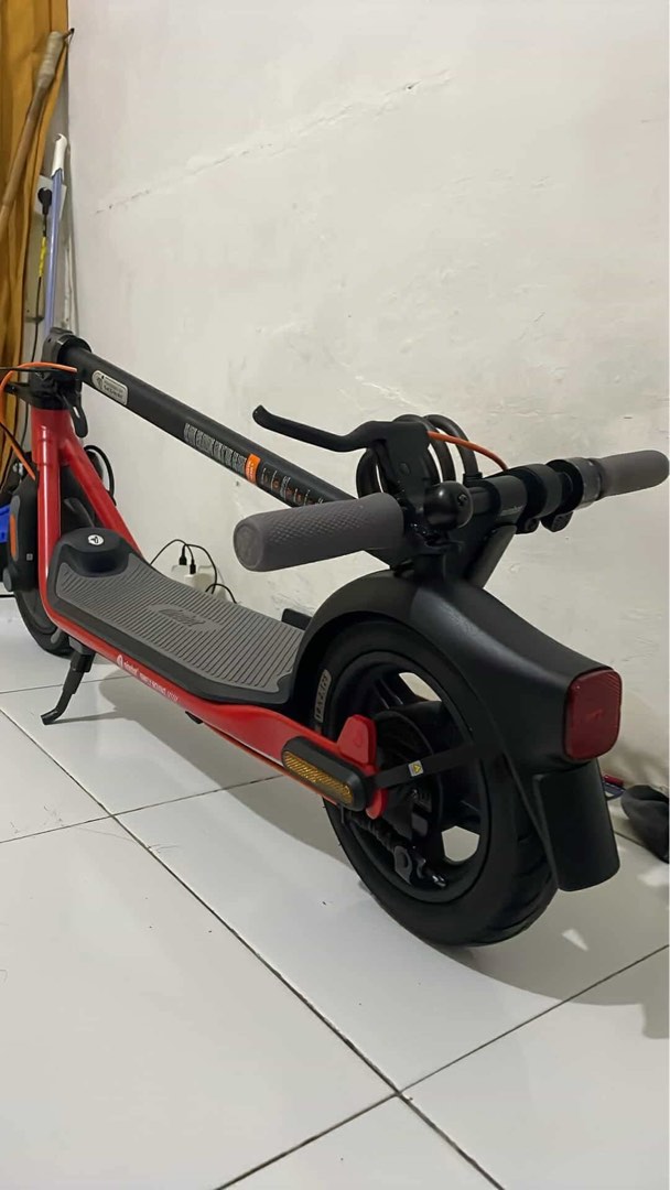 Ninebot segway d28 scooter electric listrik, Olah Raga, Sepeda di Carousell