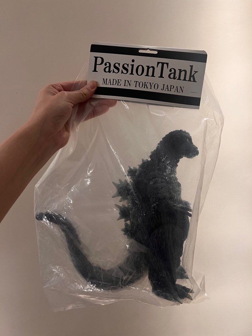 Passion tank 哥斯拉 Godzilla 1964 Sofubi sofvi 搪膠, 興趣及遊戲, 玩具 & 遊戲類 - Carousell