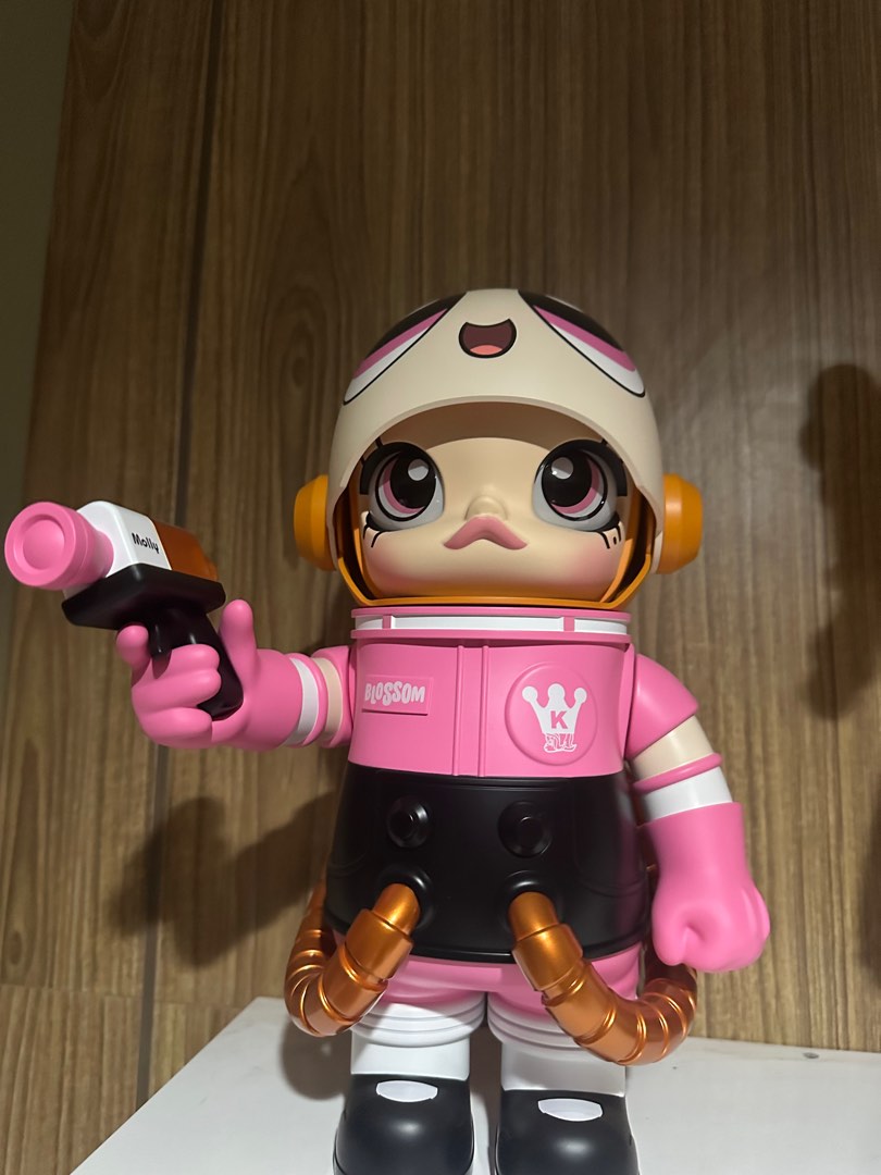 Popmart Mega space molly powerpuff, Toys & Collectibles, Mainan di ...