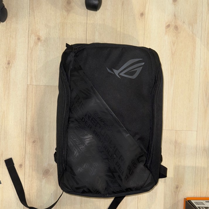 ROG Backpack, Men's Fashion, Bags, Backpacks on Carousell