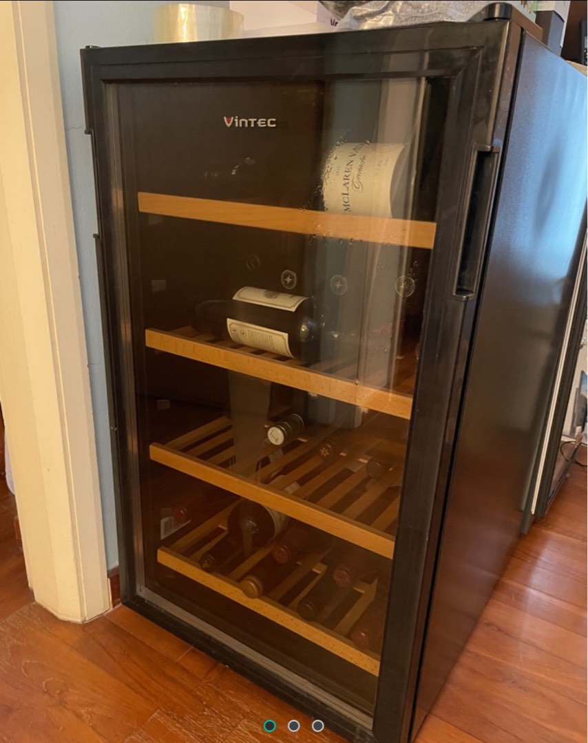 Vintec Wine Chiller V30SGME, TV & Home Appliances, Kitchen Appliances ...