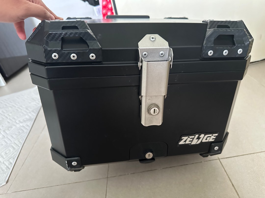 Zedge 45l Top Box, Motorcycles, Motorcycle Accessories on Carousell