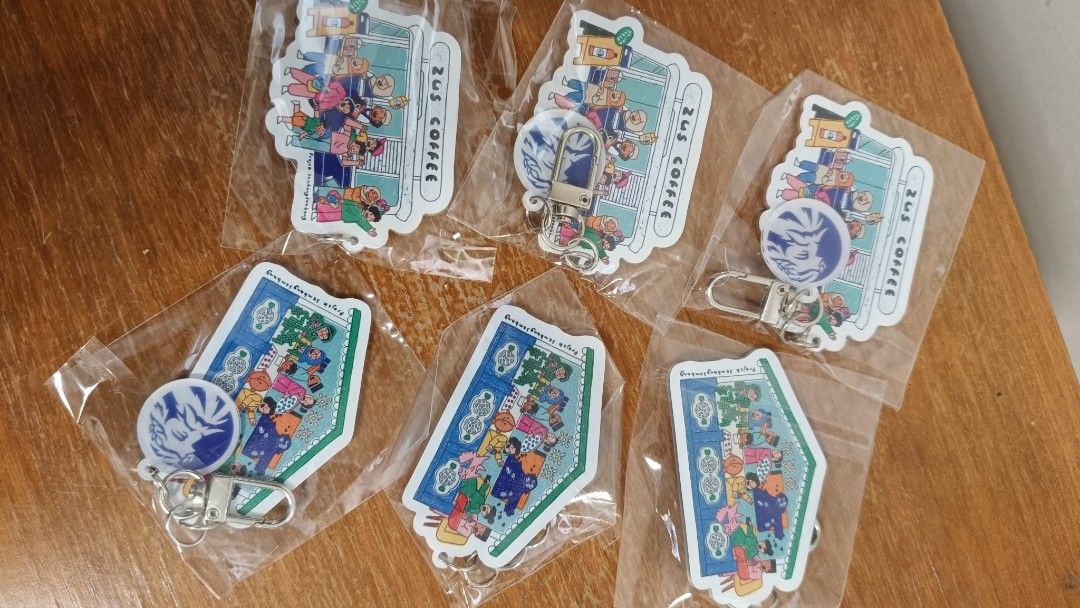 ZUS Coffee Keychain Sembang, Hobbies & Toys, Collectibles & Memorabilia ...