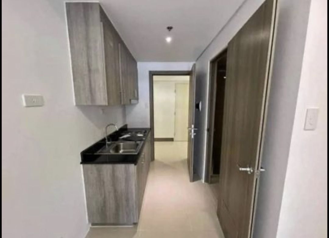 24.20sqm Fame Residences Tower 3 with Balcony and Amenities View FOR ...