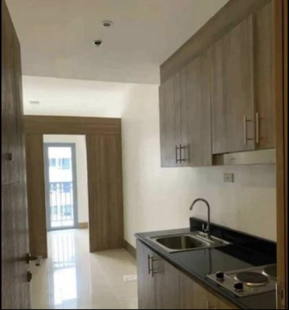 24.20sqm Fame Residences Tower 3 with Balcony and Amenities View FOR ...