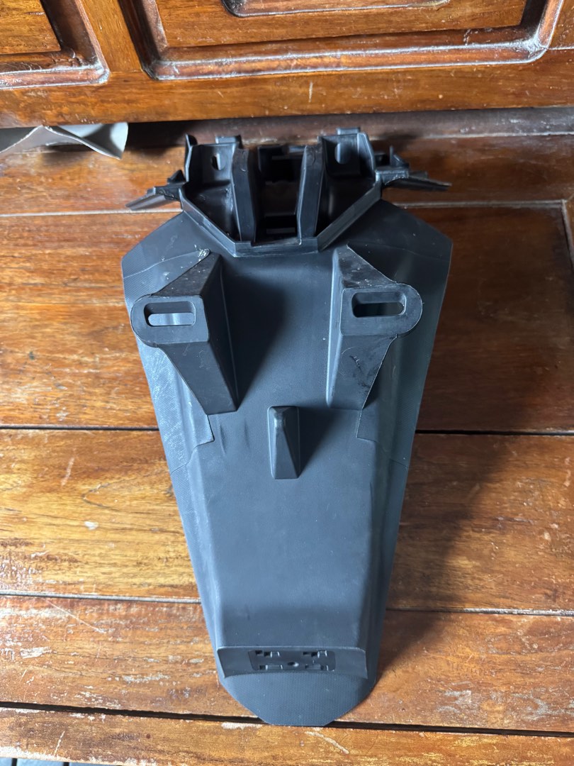 Aerox 155 rear fender taper, Motorcycles, Motorcycle Accessories on ...