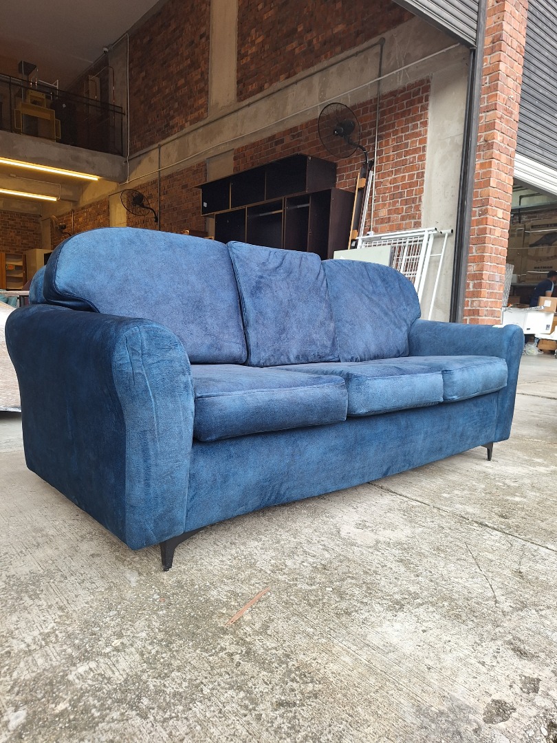 (Brand New) Dark Ocean Blue Velvet Fabric 3-seater Sofa | (Baru) Sofa 3 ...