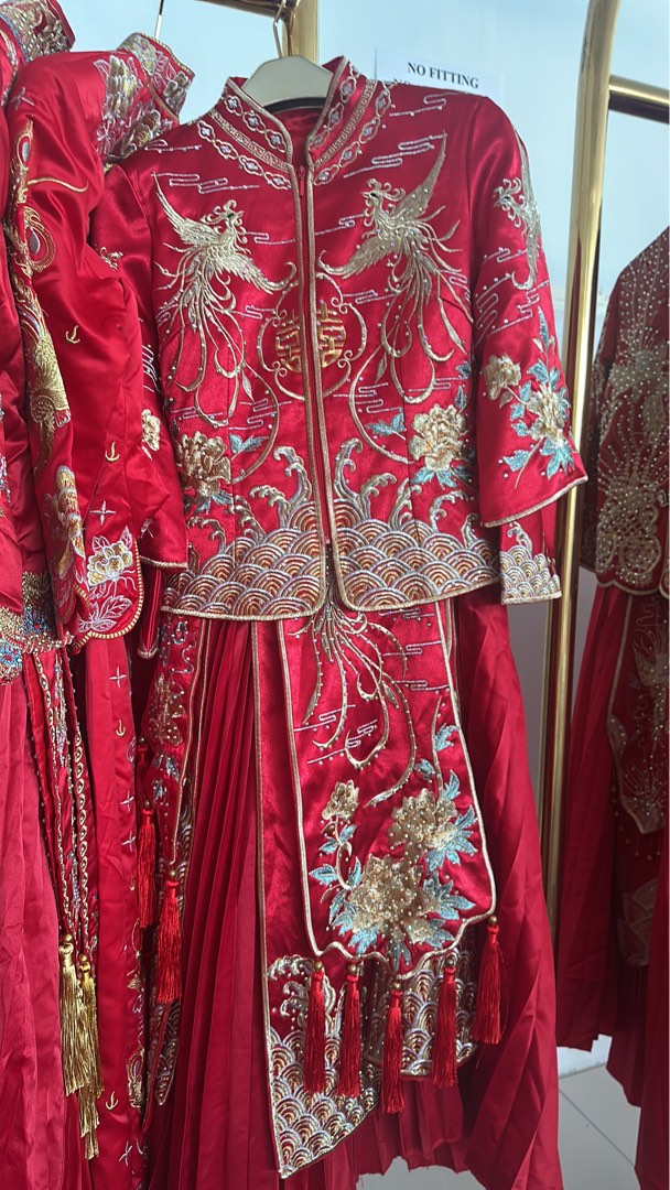 Chinese kua traditional wedding, Women's Fashion, Dresses & Sets ...