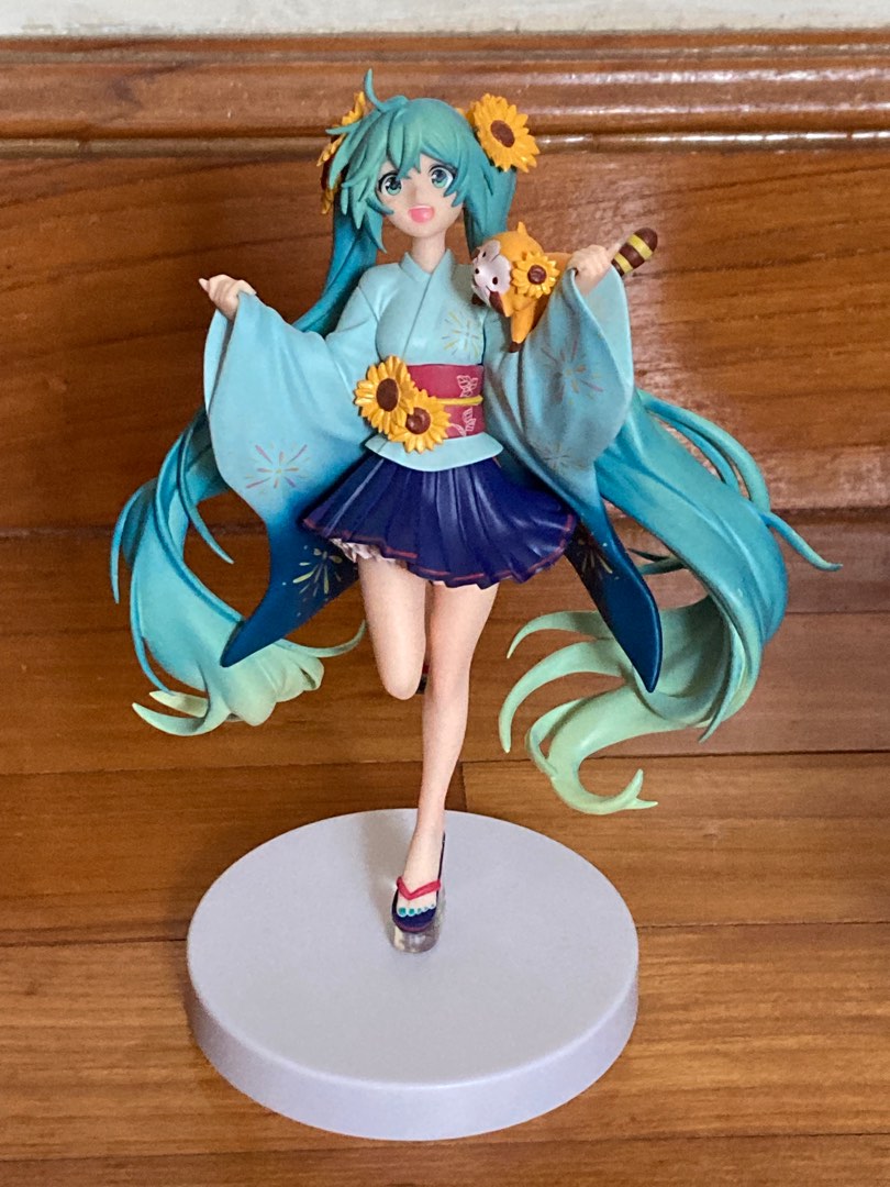 Hatsune miku summer figure, Hobbies & Toys, Toys & Games on Carousell