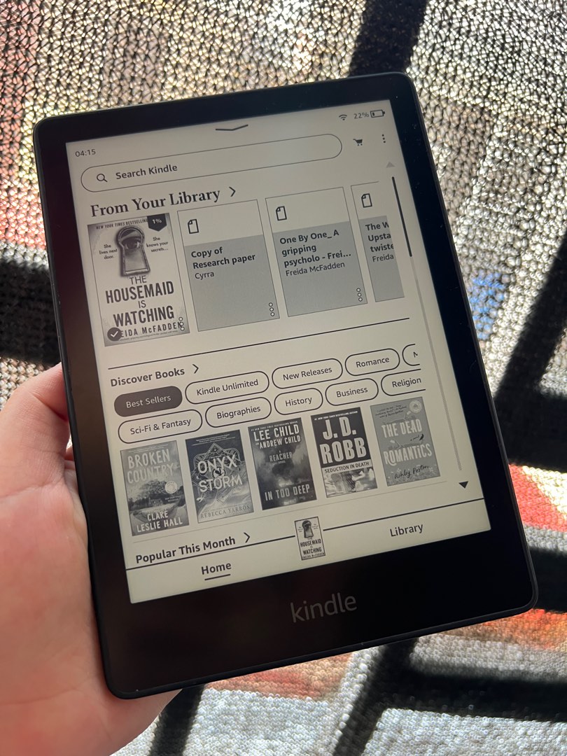 Kindle Paperwhite 5 11th gen 16GB, Mobile Phones & Gadgets, E-Readers ...