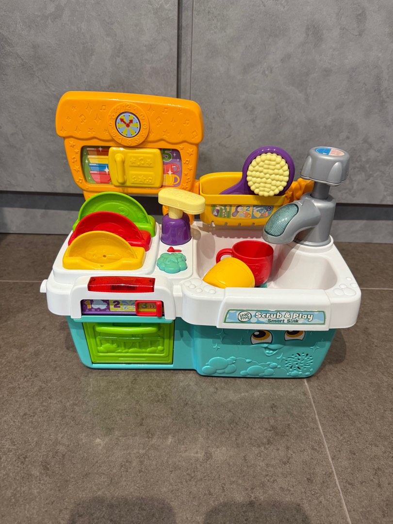 Leap frog scrub and play smart sink, Babies & Kids, Infant Playtime on ...