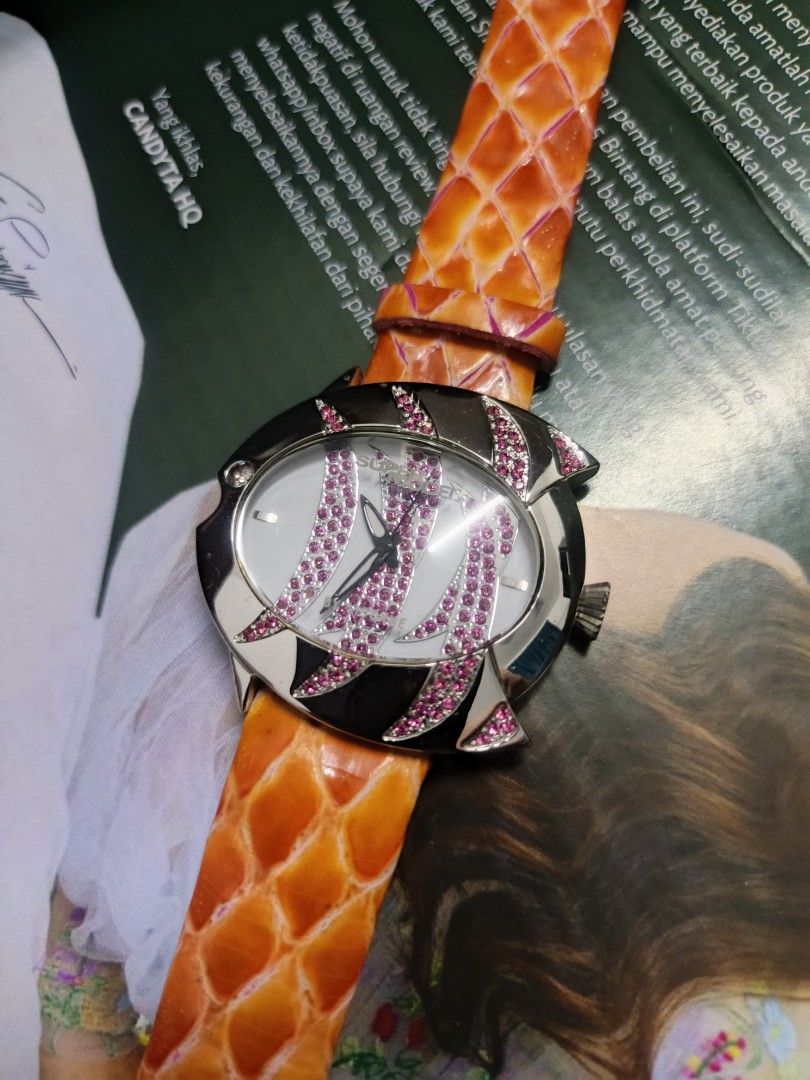 Licorne Super Model watch, Women's Fashion, Watches & Accessories ...