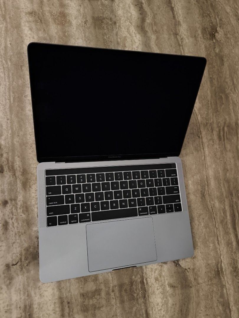 MacBook Pro 256GB SSD 8GB Ram i5 Latest 2K Retina Screen Grey Aluminium ...