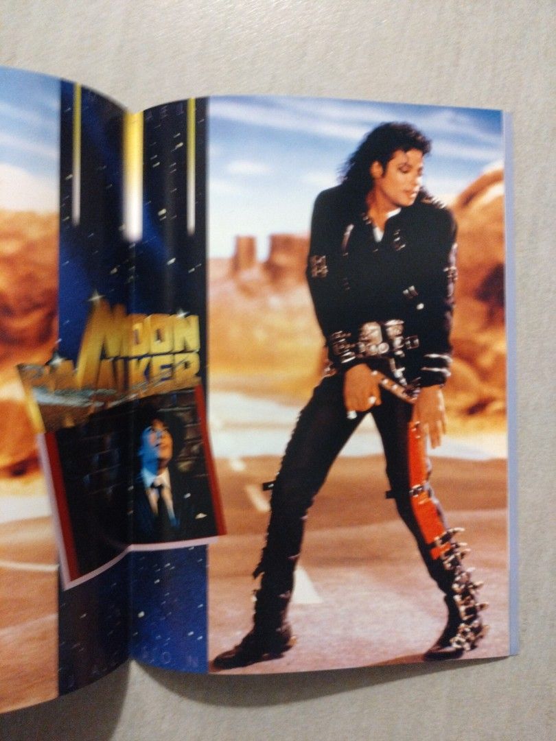 Michael Jackson - Moon Walker 1988 - Japan Cinema Programme Booklet, 興趣 ...