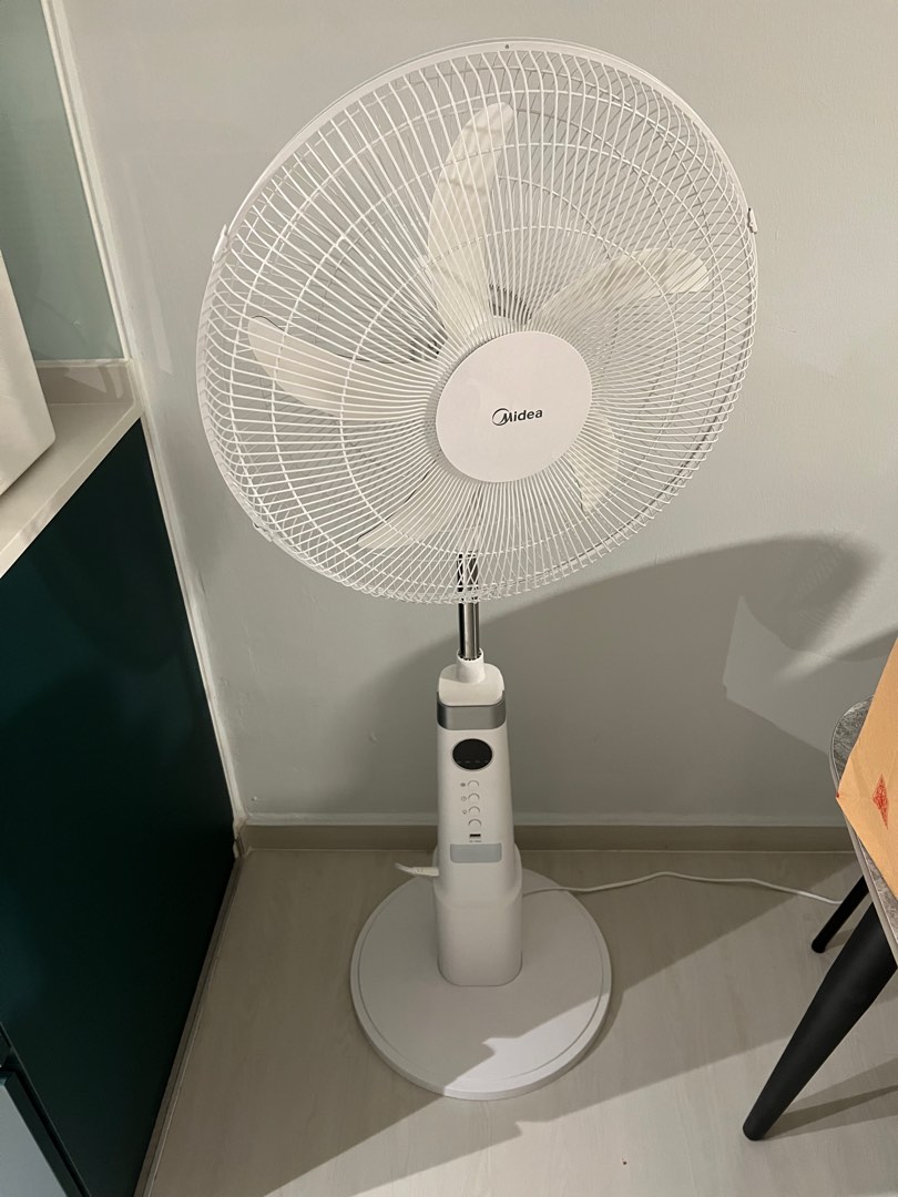 Midea DC 18 Inch Rechargeable Fan, Furniture & Home Living, Lighting ...