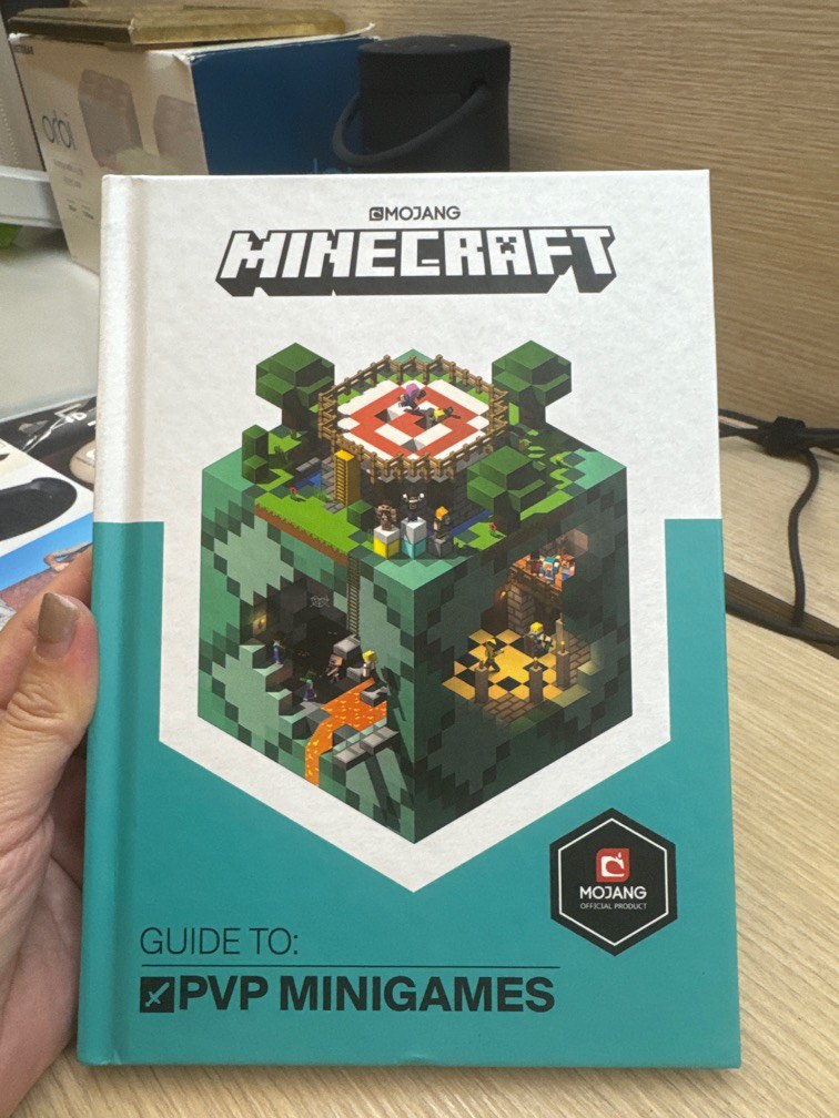 Minecraft guide to PVP minigames, Hobbies & Toys, Books & Magazines ...
