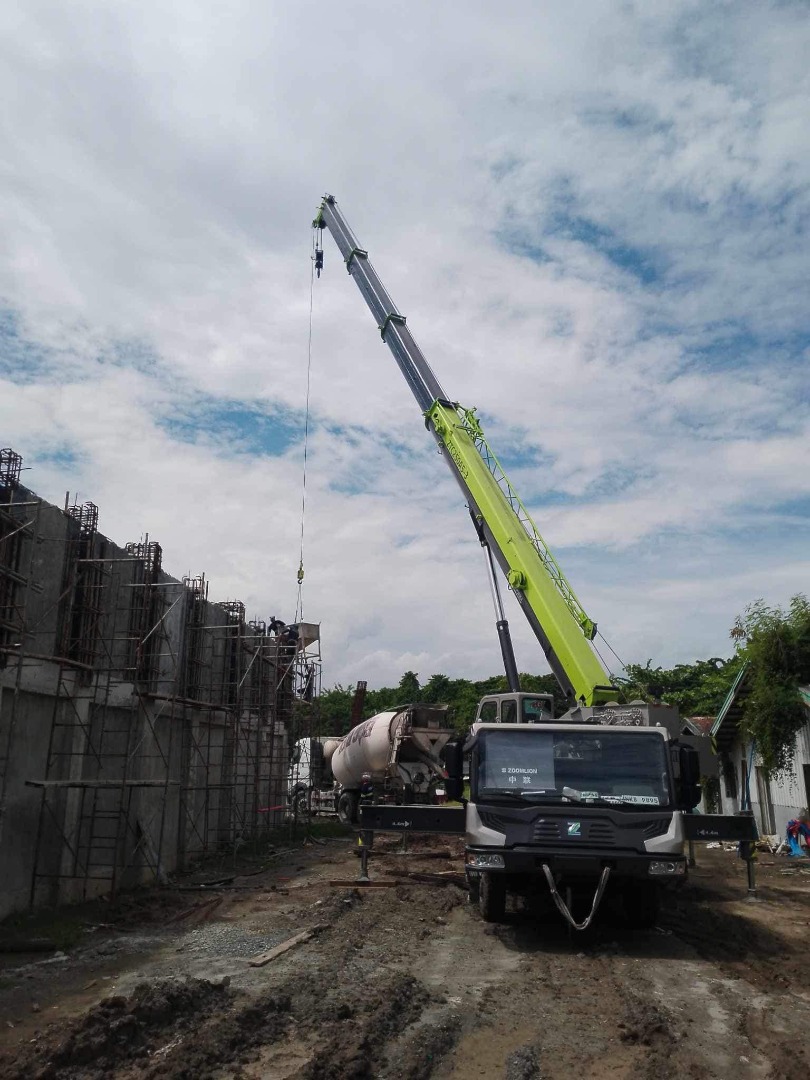 Mobile Crane for Rent, Commercial & Industrial, Industrial Equipment on ...