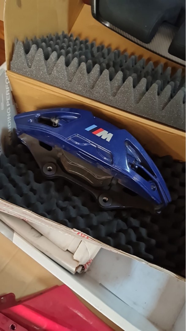 Original M 4 Pot, Car Accessories, Tyres & Rims on Carousell