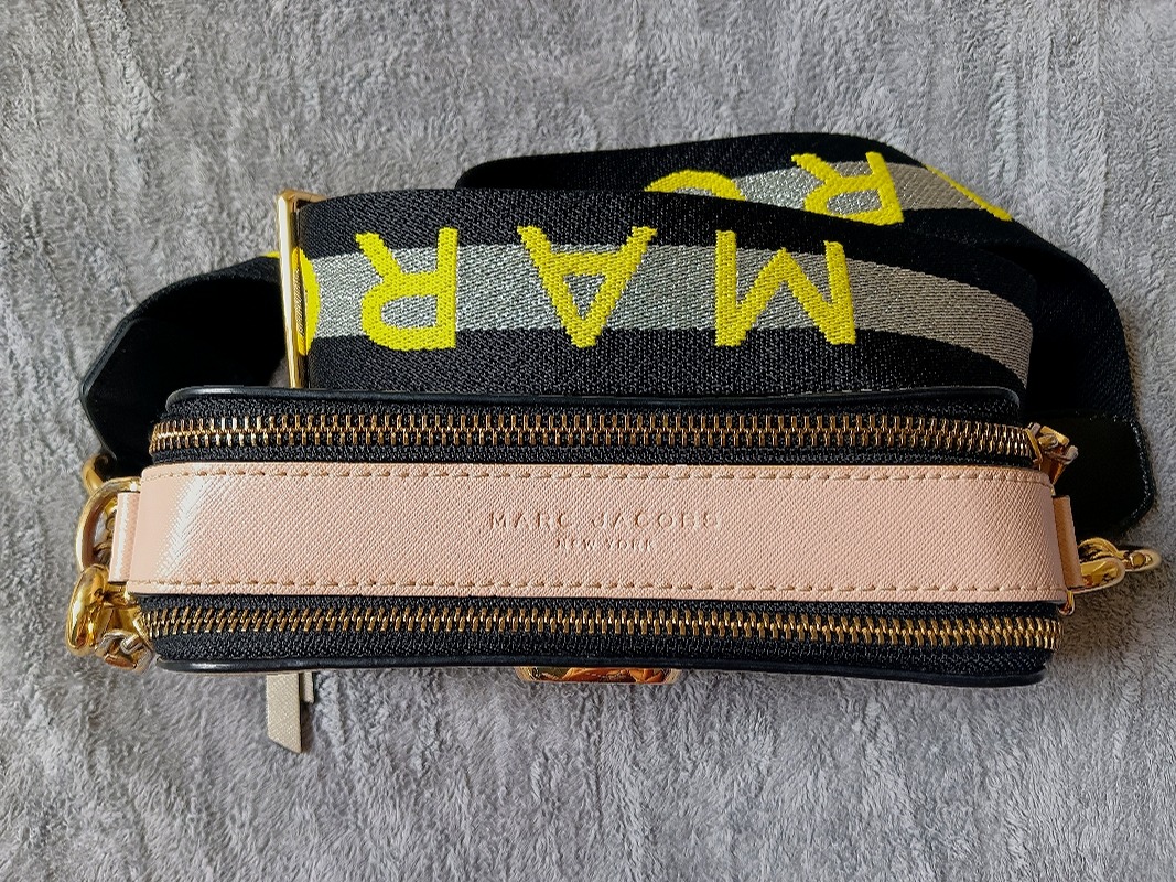 Original Mark Jacobs Bag, Luxury, Bags & Wallets on Carousell