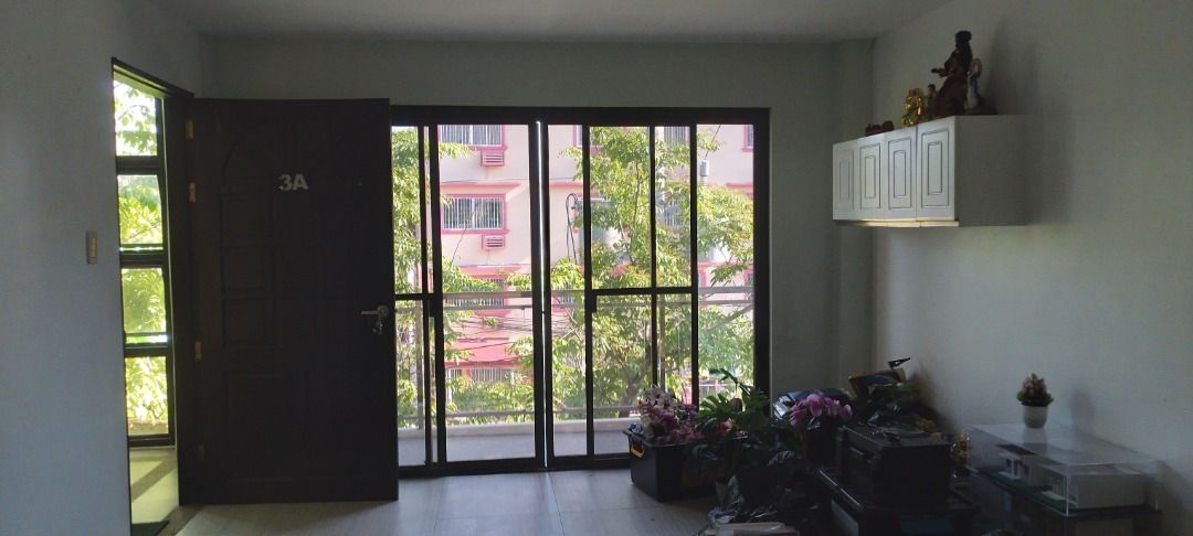 Prime commercial space (3rd floor of four-story building)along Malingap ...