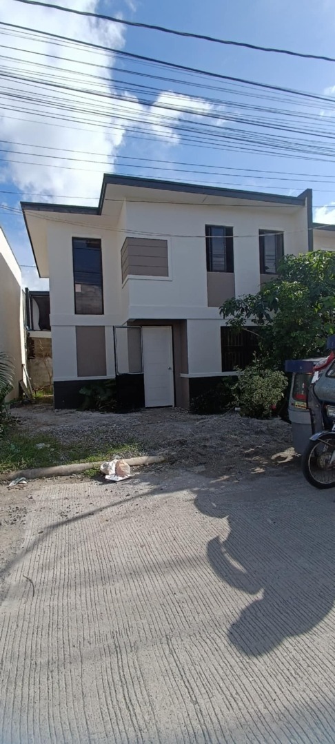 RUSH! House and Lot for Pasalo 88 Sqm Lilac Model - Lynville, Property ...