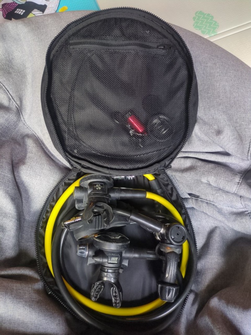 Scubapro MK25 first stage with S600 second stage and 295 octopus ...