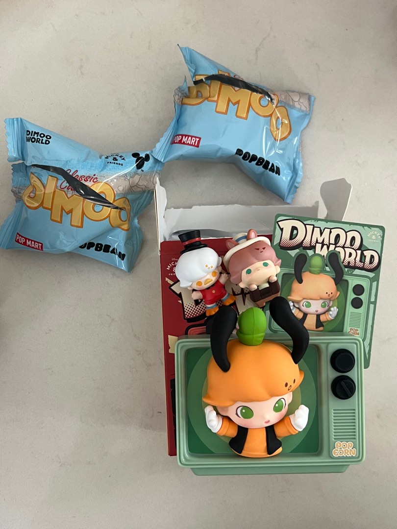 (SET) popmart dimoo world goofy magnet + popbean, Hobbies & Toys, Toys ...