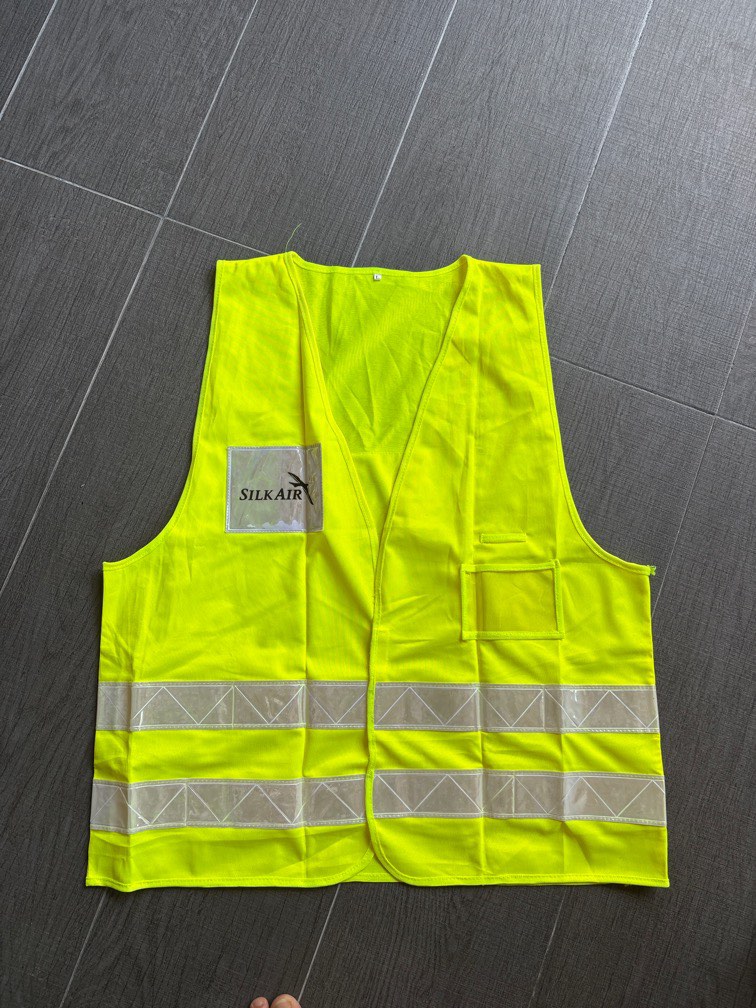 SilkAir Safety Reflective Vest for Pilot SQ SIA, Hobbies & Toys ...