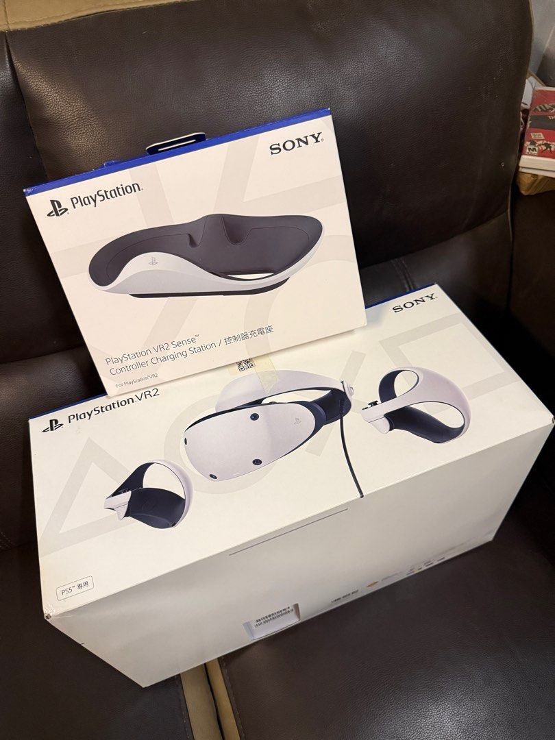 Sony PSVR2 + Official Charging Dock, Video Gaming, Gaming Accessories ...