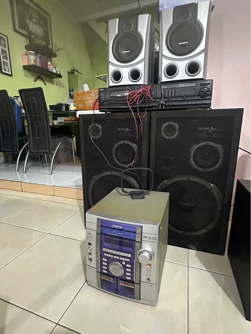 Sound Woofer Targa, Samsung Mini Compo (disc reader) dan Seico Double ...