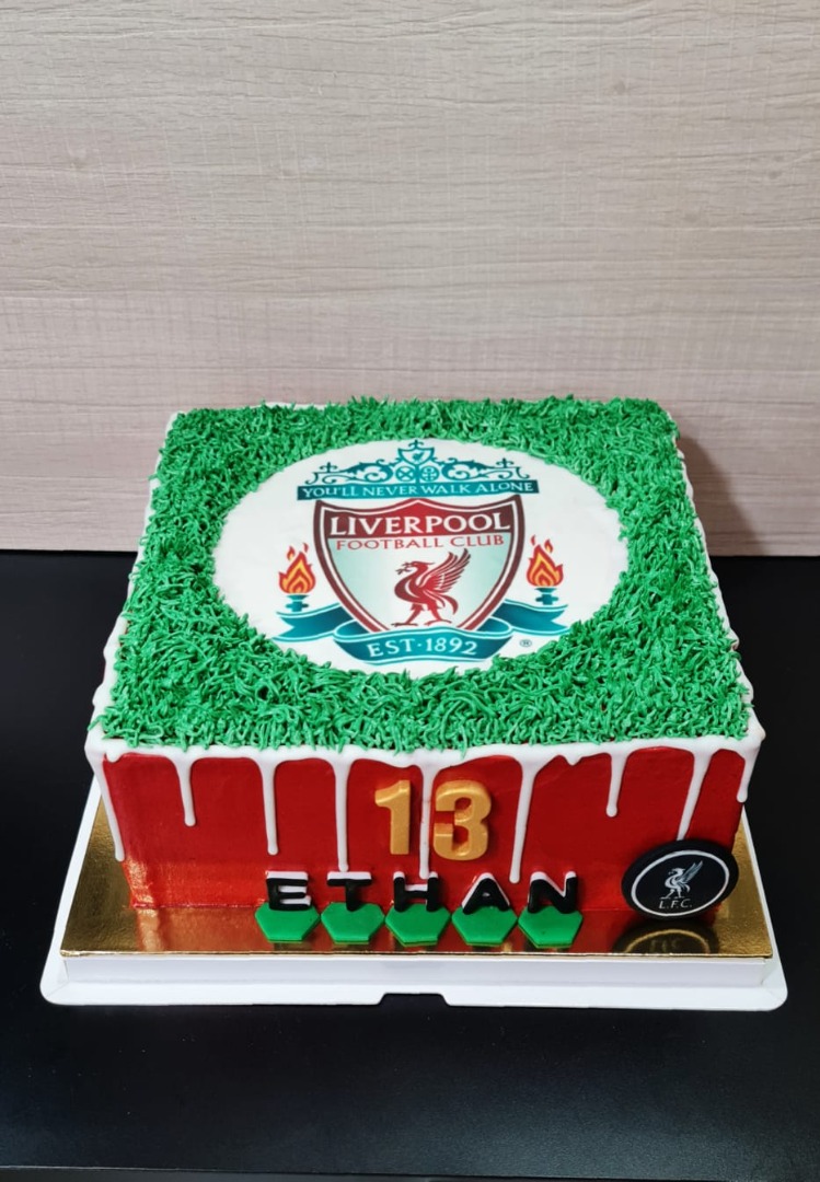 Super Soft and Very Moist Liverpool Themed Cake, Food & Drinks ...