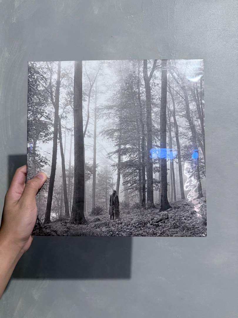 [Taylor Swift] folklore Vinyl (unsealed), Hobbies & Toys, Music & Media ...