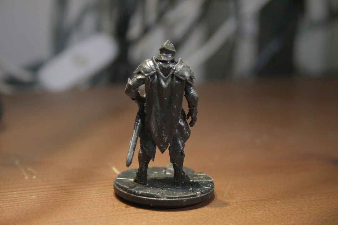 (Unpainted) Heavily Armored Knight / Unpainted 28mm miniature for ...