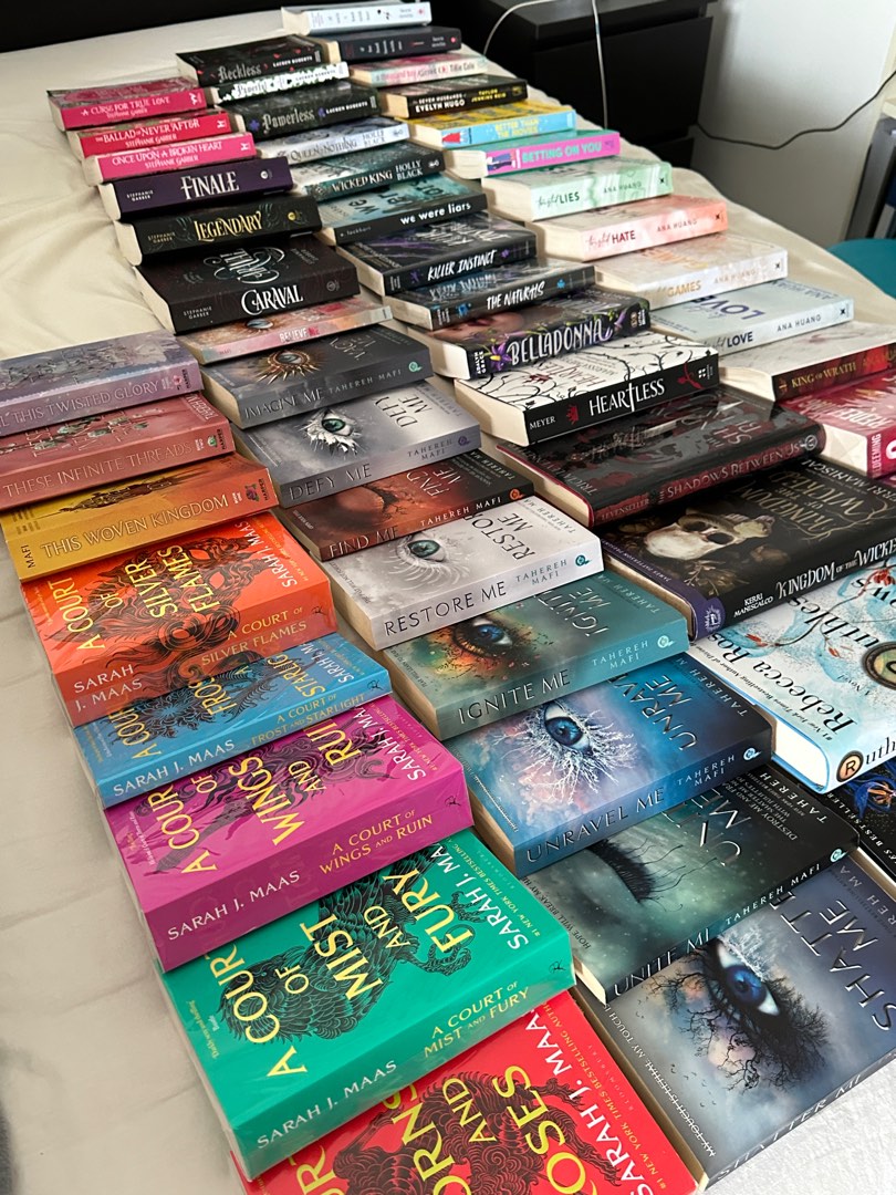 BOOKTOK SALE TELE CHANNEL, Hobbies & Toys, Books & Magazines, Fiction ...