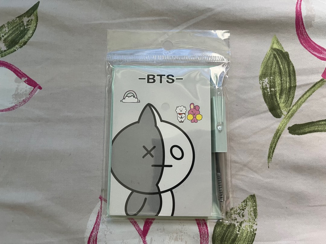 BTS BT21 VAN Notepad with Pen, Hobbies & Toys, Stationary & Craft ...