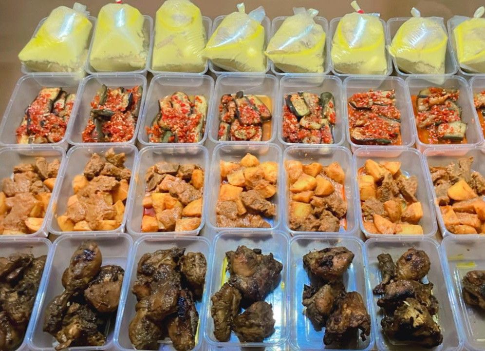 Catering Catering Mingguan/Catering Bulanan 4 Menu (2 Lauk dan 2 Sayur ...