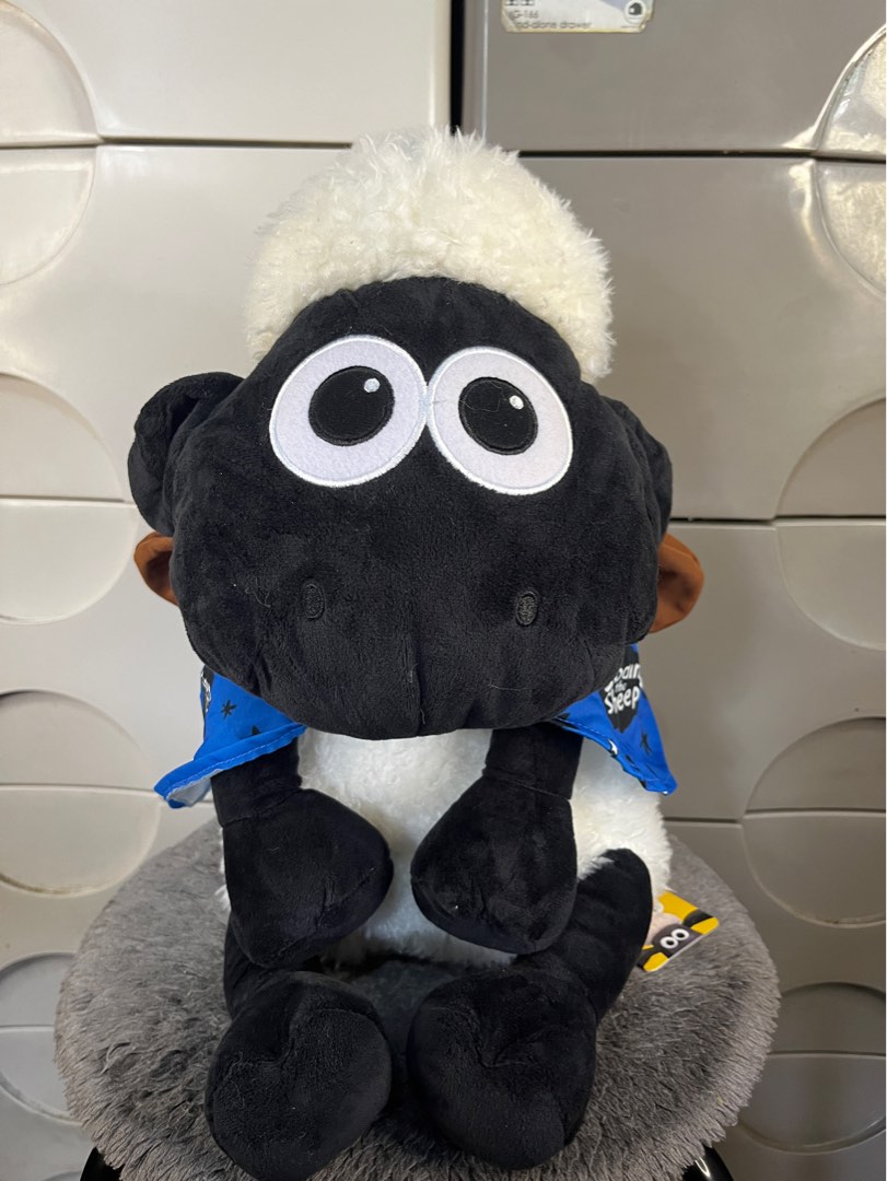 Classic Shaun The Sheep White Black Jumbo Size Plush/Stuffed Toy ...