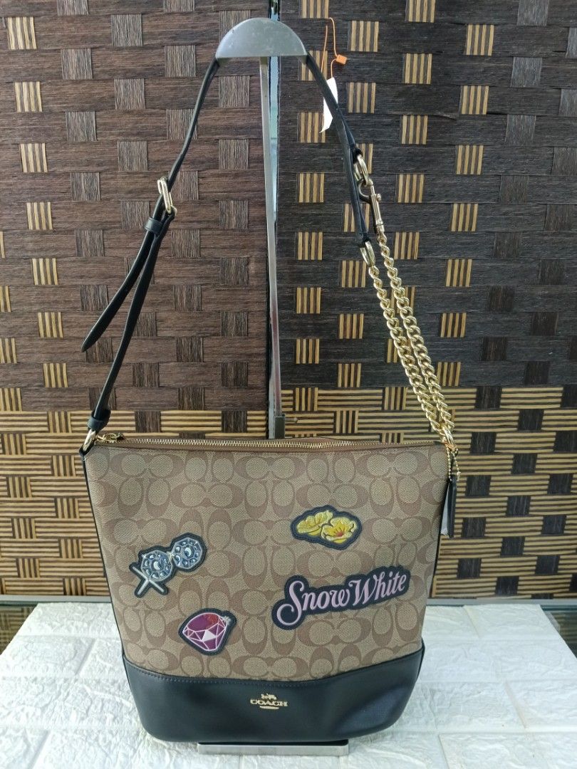 COACH DISNEY SNOW WHITE SHOULDER BAG, Luxury, Bags & Wallets on Carousell