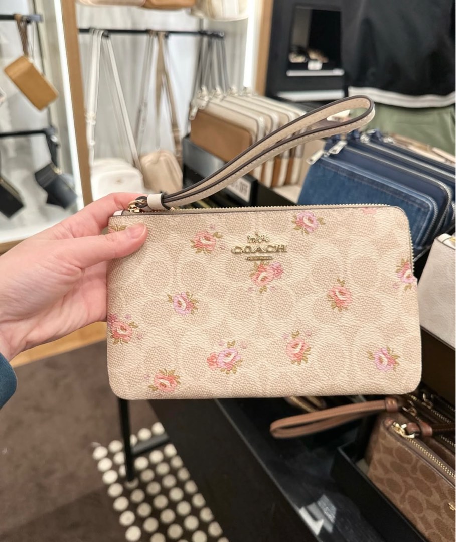 Coach Large Corner Zip Wristlet in Signature Canvas with Floral Print ...