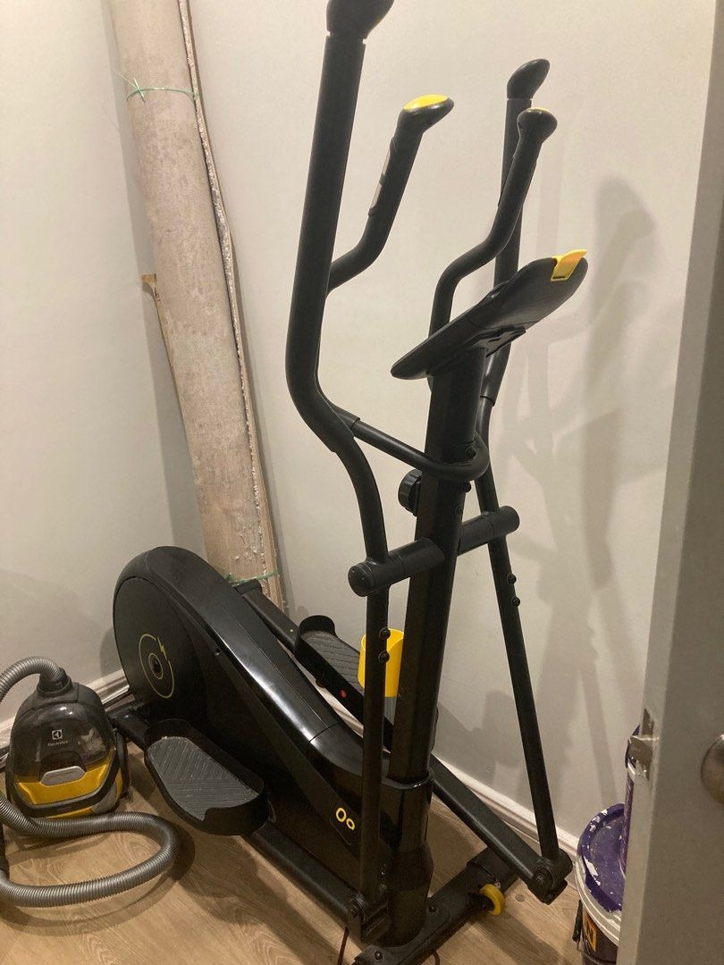 Decathlon Domyos 520 Elliptical Cross Trainer, Sports Equipment ...