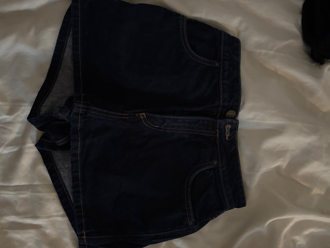 Denim y2k skorts, Women's Fashion, Bottoms, Shorts on Carousell