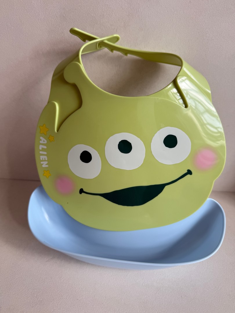 Disney Alien Baby Bib, Babies & Kids, Babies & Kids Fashion on Carousell